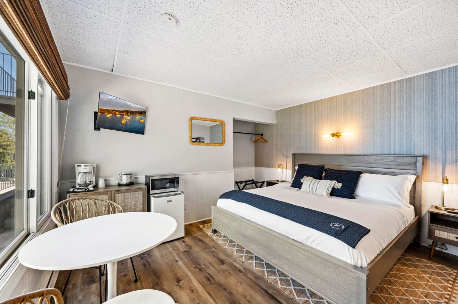 Fresh Coast Motel: New 15 Room Boutique Motel Fish Creek WI