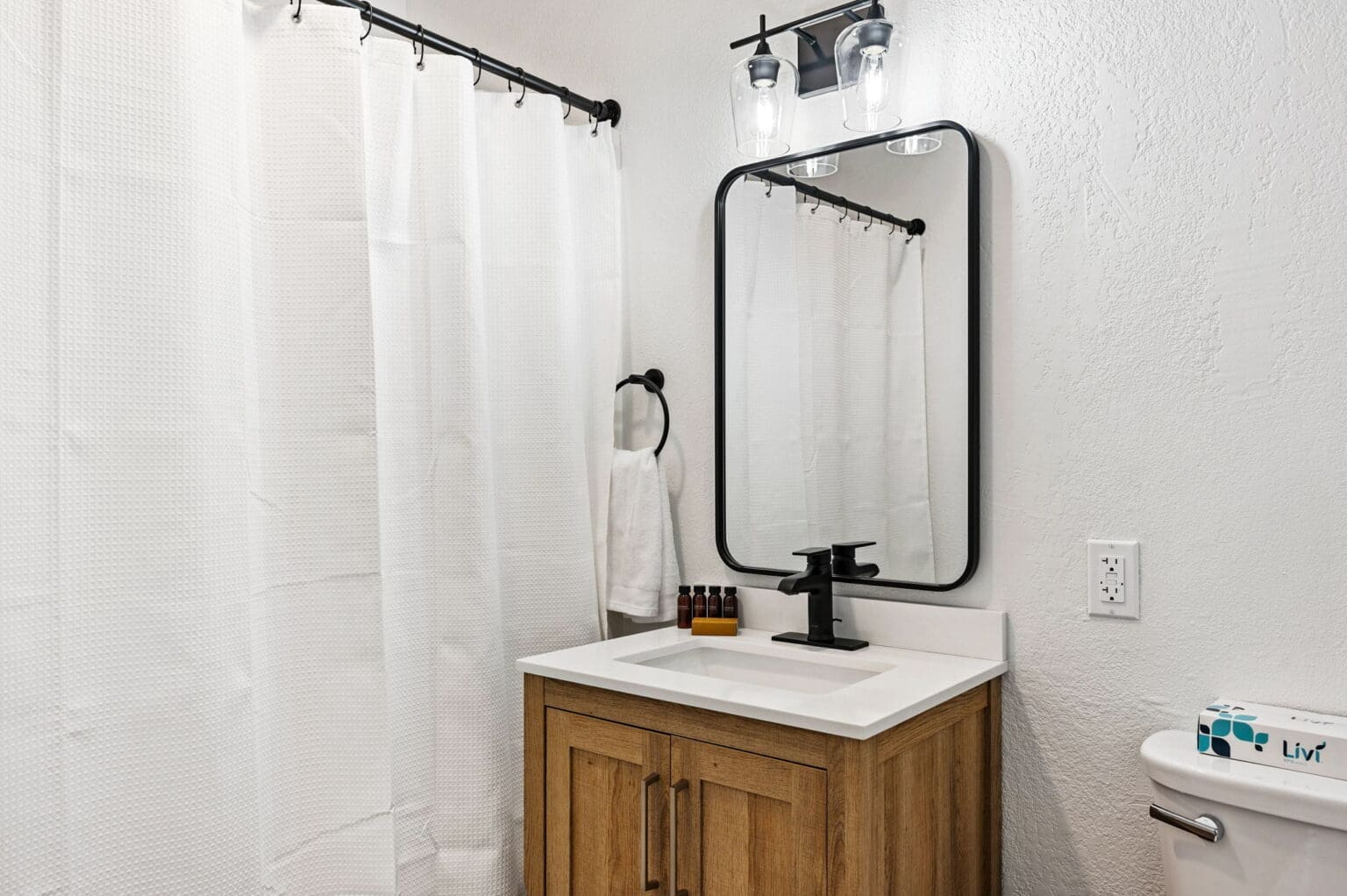 Fresh Coast Motel: New 15 Room Boutique Motel Fish Creek WI